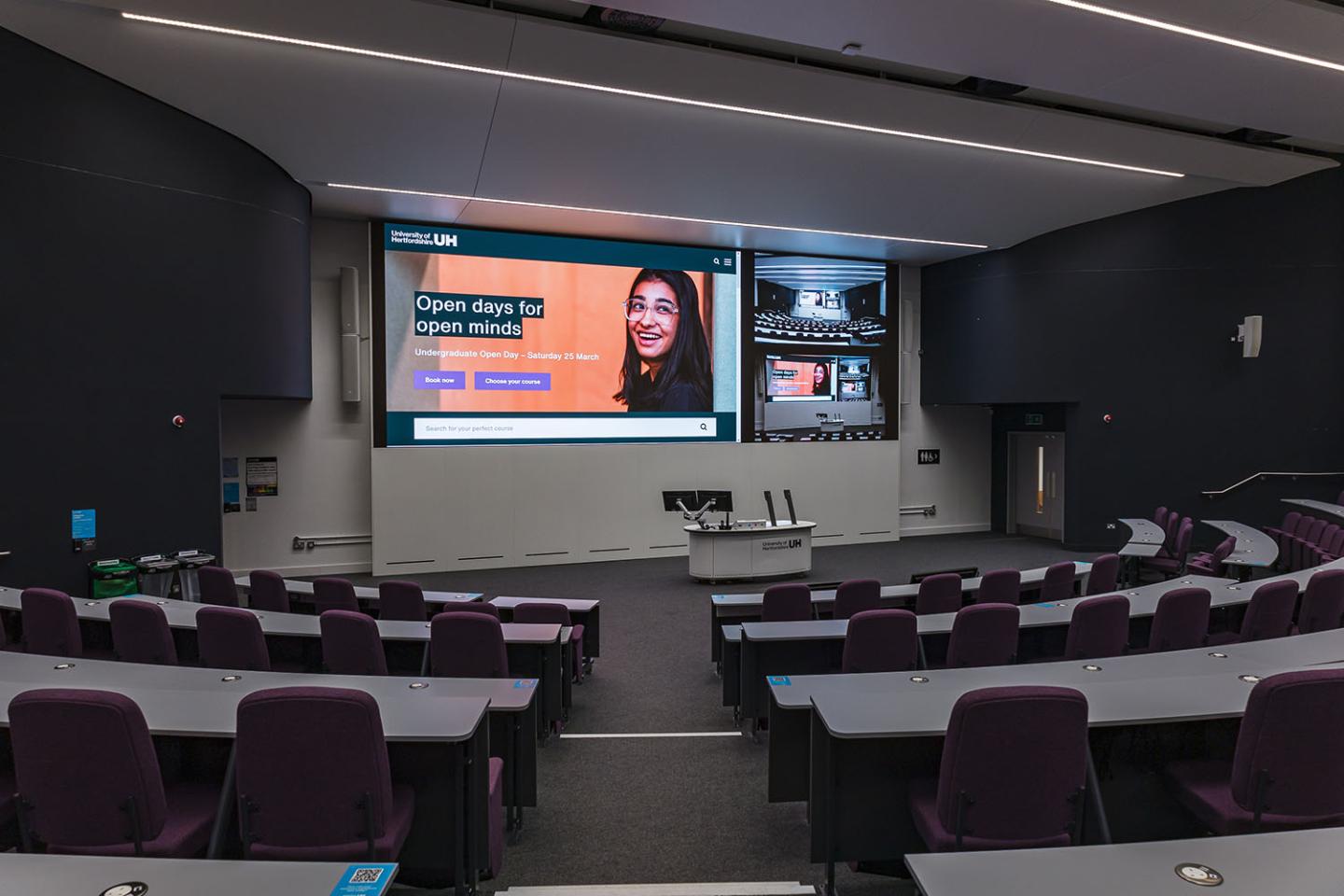 The Forum Theatre - University of Hertfordshire: Case Study - GVAV